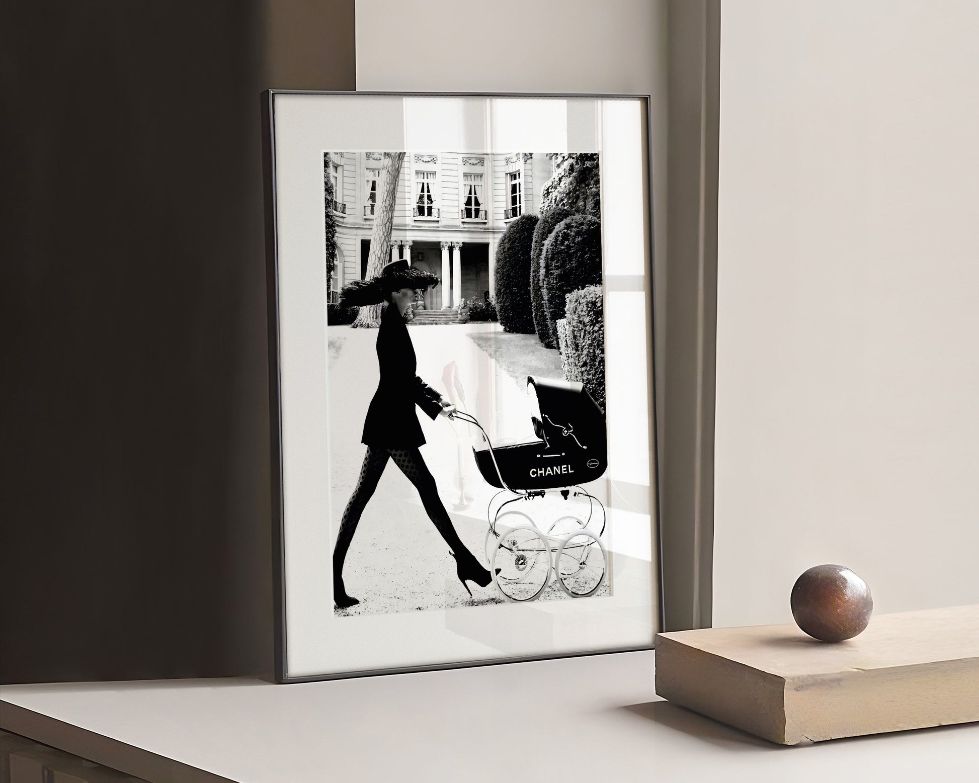 Chanel Stroller Mom Poster, XL Art & Digital Download – Arteve Gallery